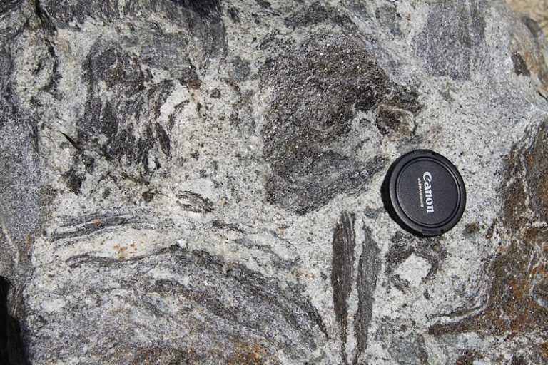 7.2 Classification of Metamorphic Rocks – Physical Geology – 2nd Edition