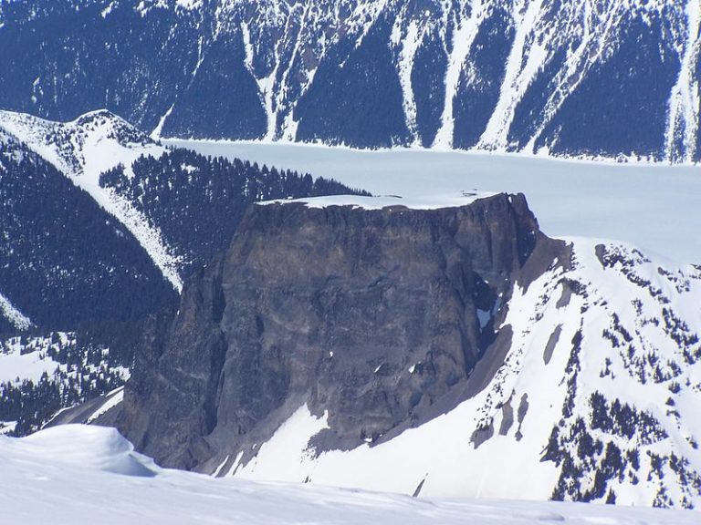 11.8 Volcanoes in Canada – Physical Geology – H5P Edition